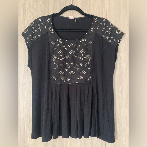 Anthropologie | Tops | Anthropologie Akemi Kin Arcana Embroidered ...